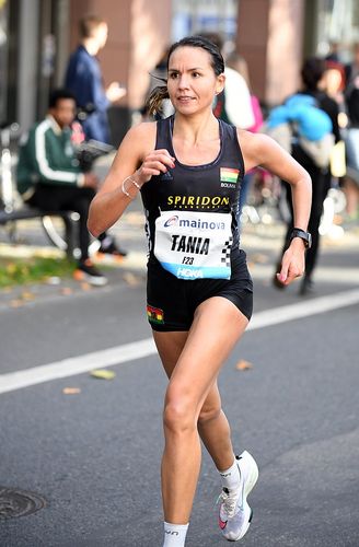 Tania Chavez Moser und Gabriel Lautenschlager holen sich beim Frankfurt ...