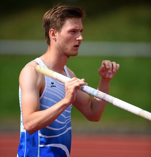 U23-Athlet Tim Kolbe holt bei den hessischen Meisterschaften der Männer ...
